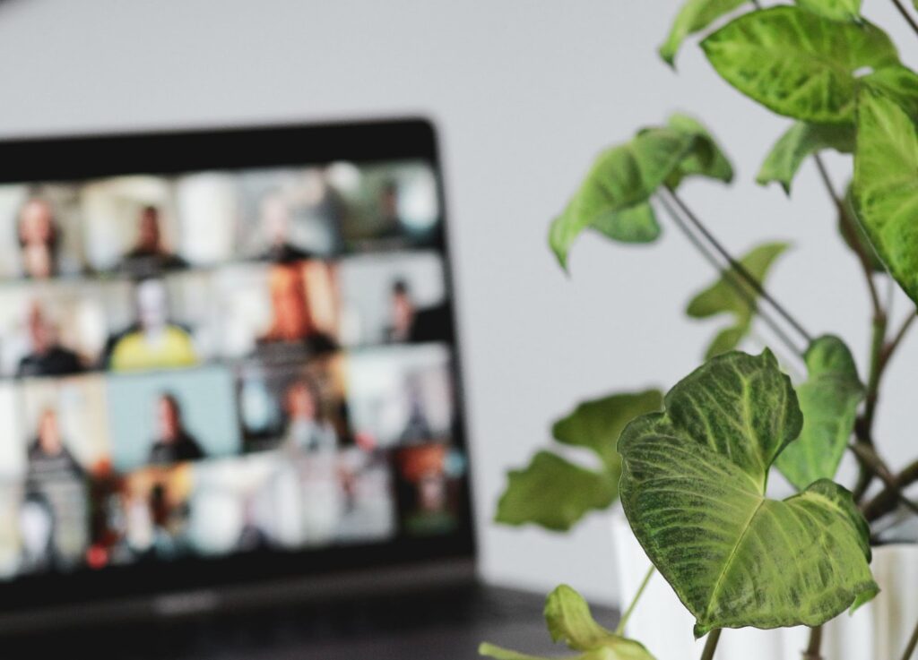 10 Proven Ways to Monetize your Online Community in 2025: Key ...